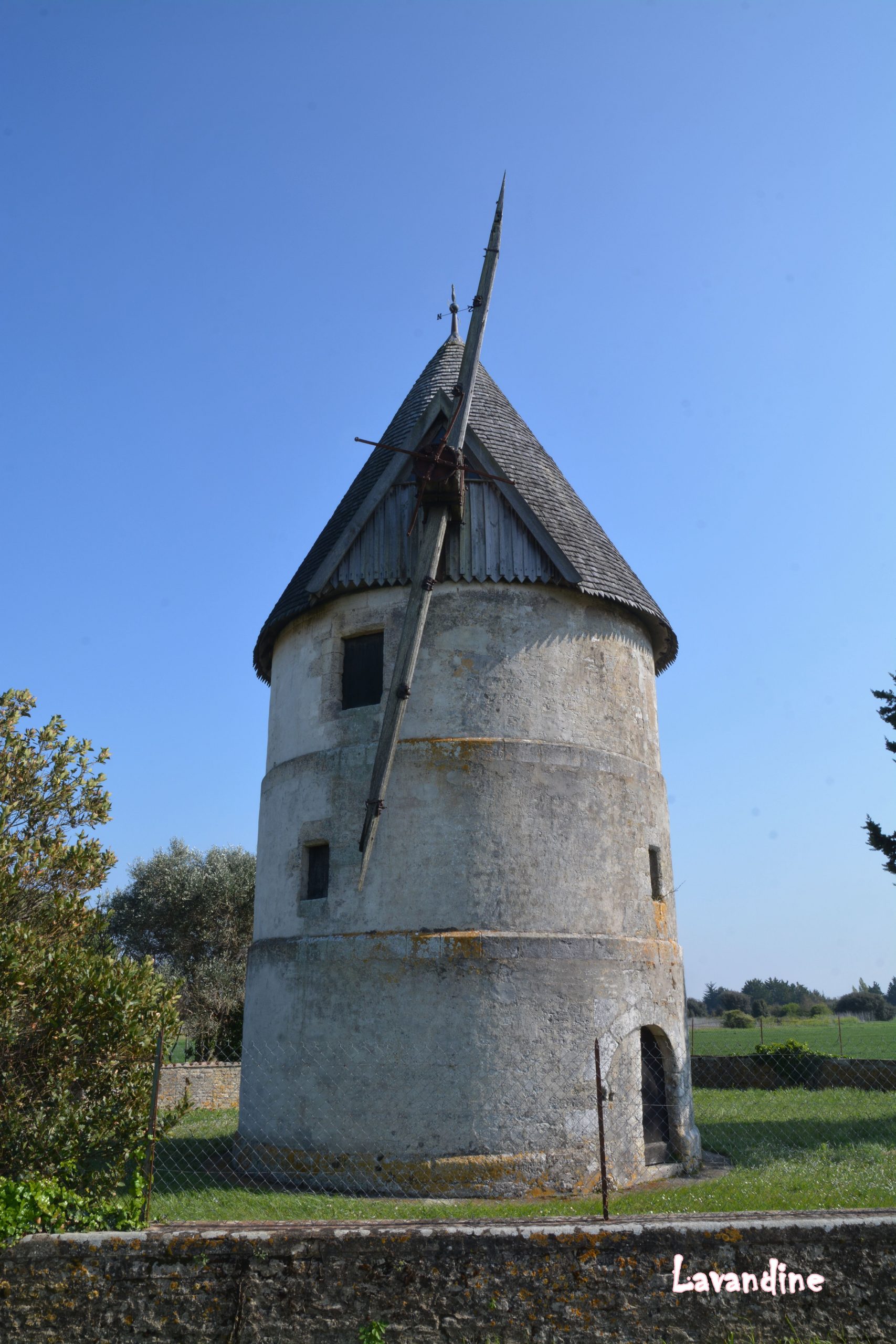 Des moulins # 1 – Au bout de la Lorgnette